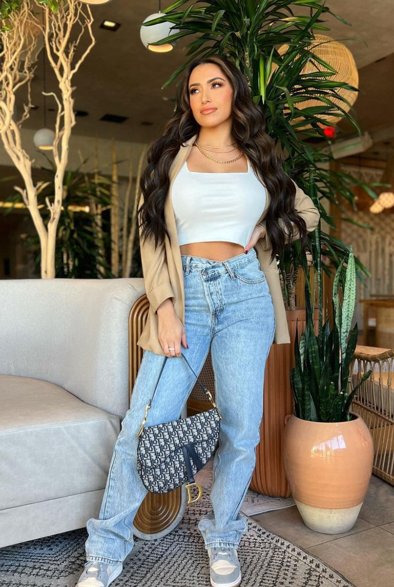 Alex Bravo OnlyFans | @alexox0 Review (Leaks, Nudes, Videos) | CreatorLovers - BLOG