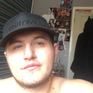 Luke ellis OnlyFans | @larron00 review (Leaks, Videos, Nudes)