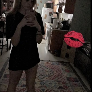 Layla OnlyFans | @peachyyykeen19 review (Leaks, Videos, Nudes)