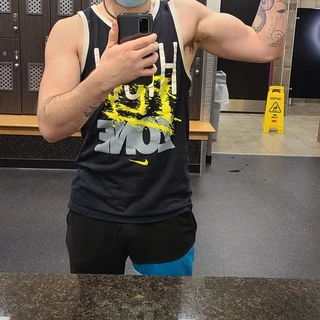 Guy next door OnlyFans | @theeguynextdoor review (Leaks, Videos, Nudes)